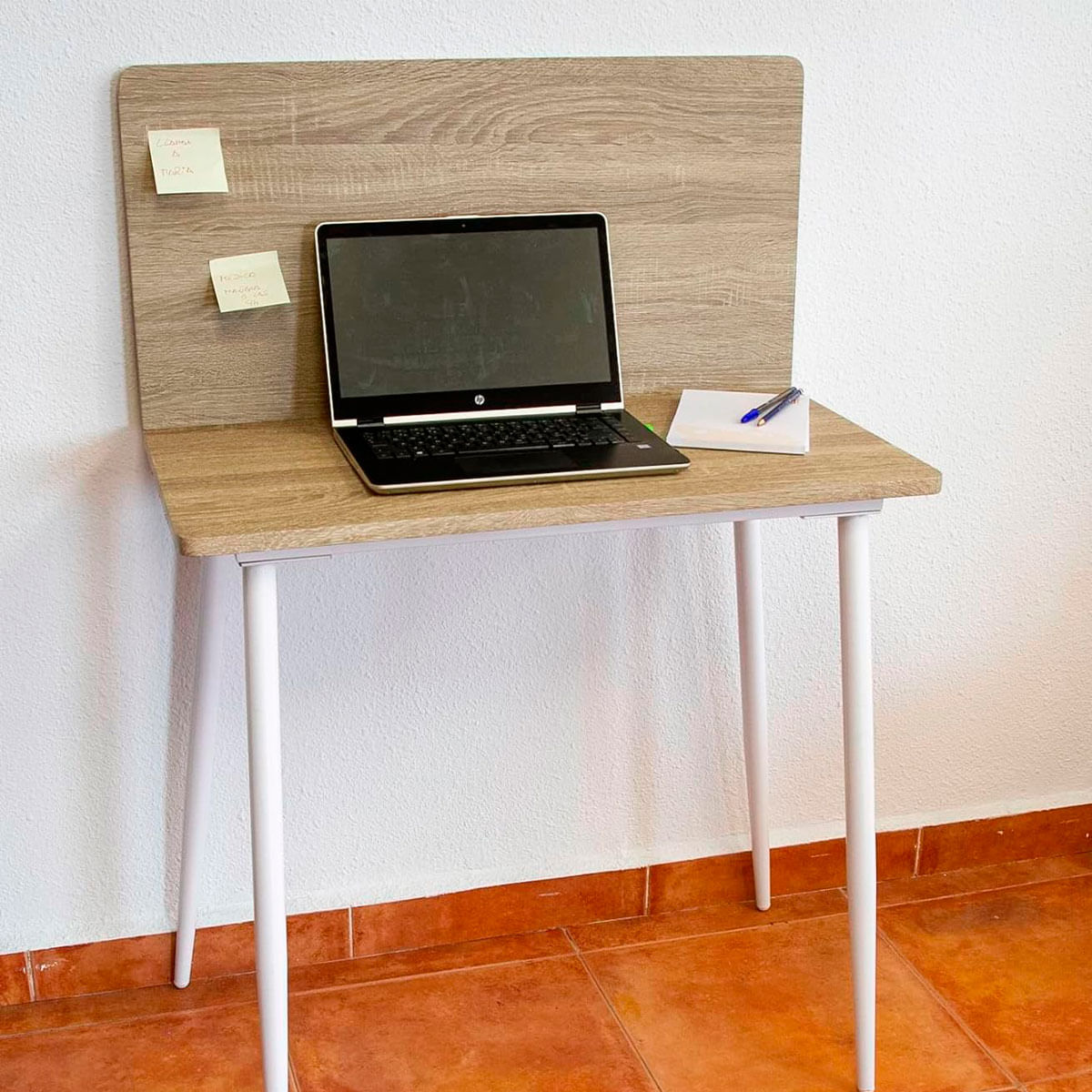 Mesa multiusos Amaia diseño plegable 75x79x79 cm | Embargosalobestia - Embargosalobestia